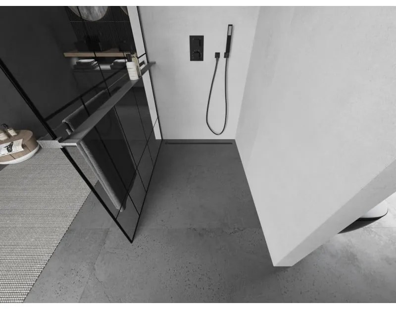 Mexen Kioto+ L, sprchová zástěna Walk-In s poličkou a věšákem 100 x 200 cm, 8mm čiré sklo černý vzor, grafitový profil, 800-100-123-66-78