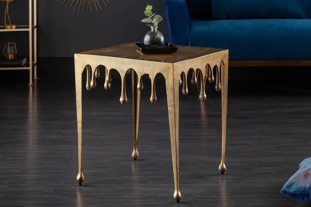 Designový odkládací stolek Gwendolyn L 50 cm zlatý