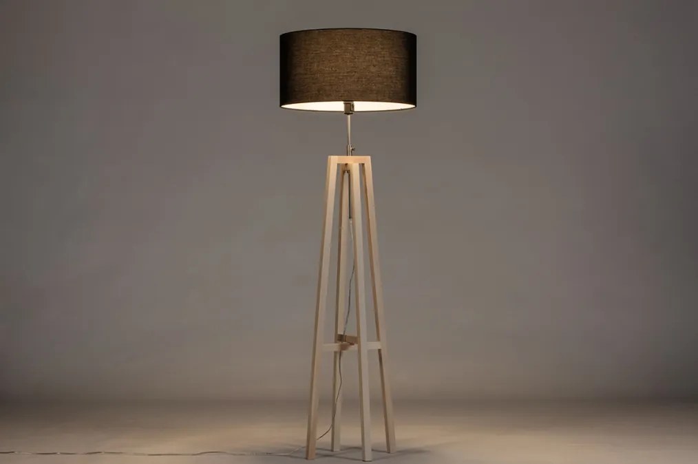 Stojací designová lampa Paola Black Maison and Natur Wood