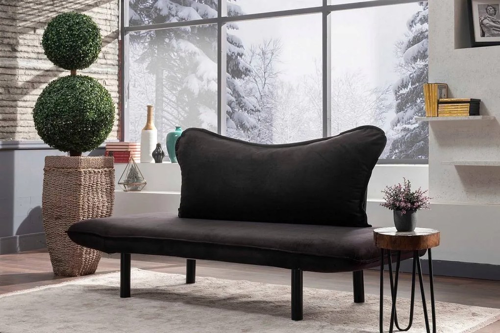 Designová rozkládací pohovka Wenda 140 cm černá
