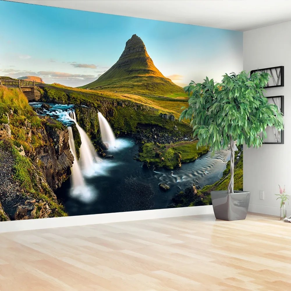 Fototapeta Mount Kirkjufell 104x70