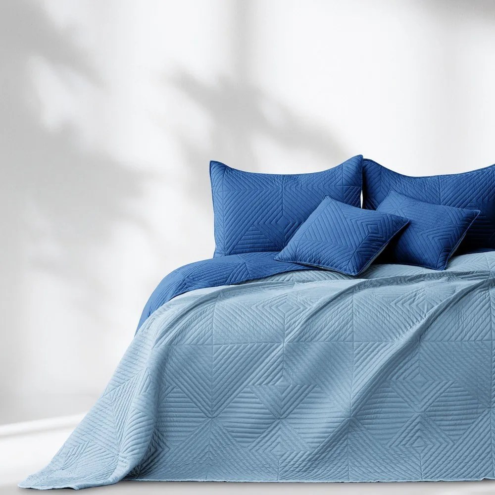 Modrý prošívaný přehoz z mikrovlákna 240x260 cm Softa – Restilo