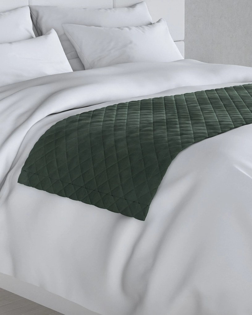 Hotelový přehoz – běhoun Velvet 60x200 cm barva zelená látka lesklé, sametová