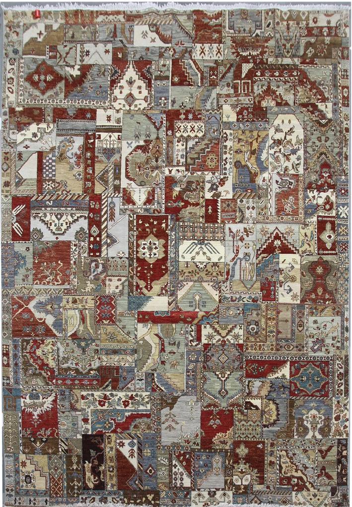 Diamond Carpets koberce Ručně vázaný kusový koberec Diamond DC-PATCH RED MULTI - 120x170 cm