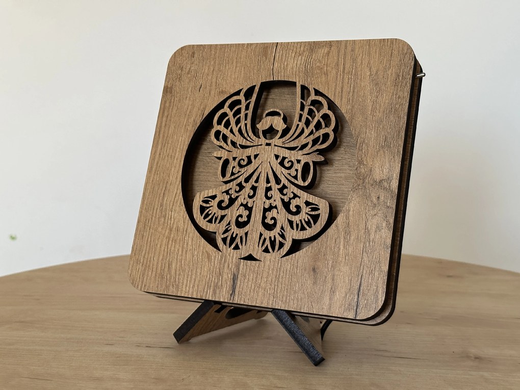 Li-Go "Anděl s krajkou" lampa 19x19cm provedení povrchu: dub světlý