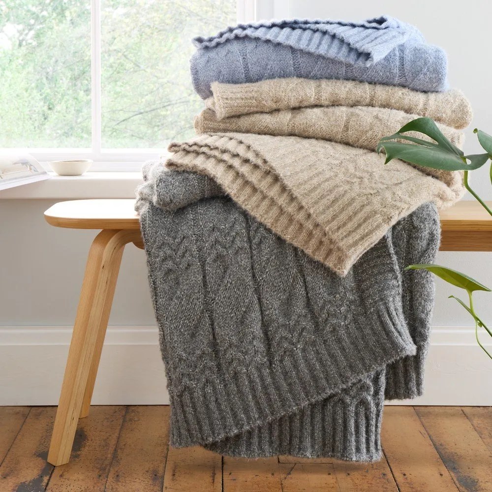 Béžová pletená deka 150x200 cm Cable Knit – Bianca