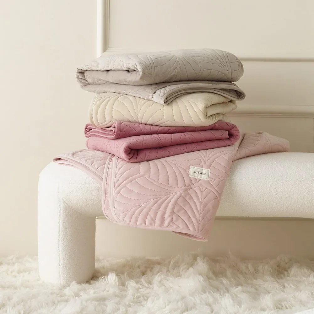 Růžový velurový přehoz na postel <x>Feel 220 x 240 cm