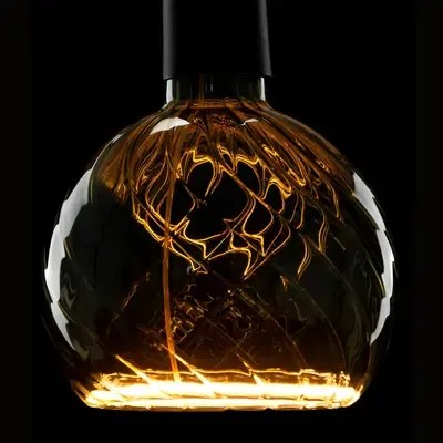 SEGULA LED Globe 150 Floating Twisted Smokey šedá / LED žárovka / E27