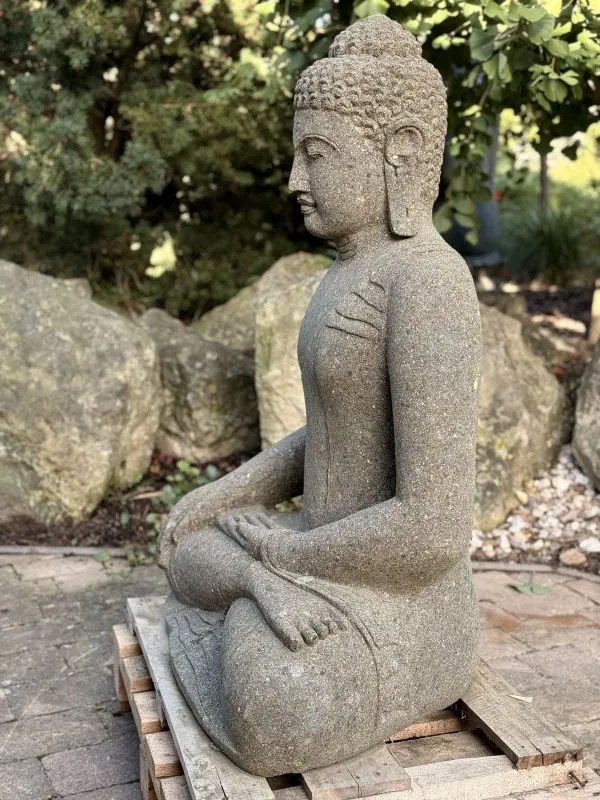Ručně tesaná socha Buddha ze sopečného kamene 80 - 150 cm 80 cm