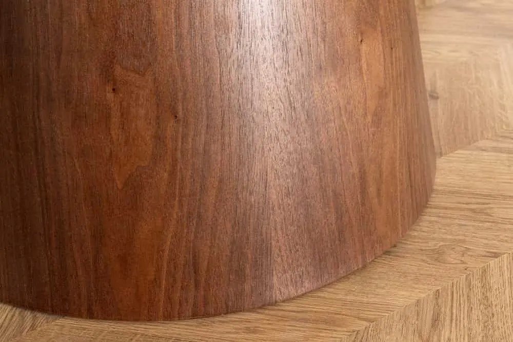 Kulatý keramický jídelní stůl Parthenia 120 cm bílý mramor / ořech