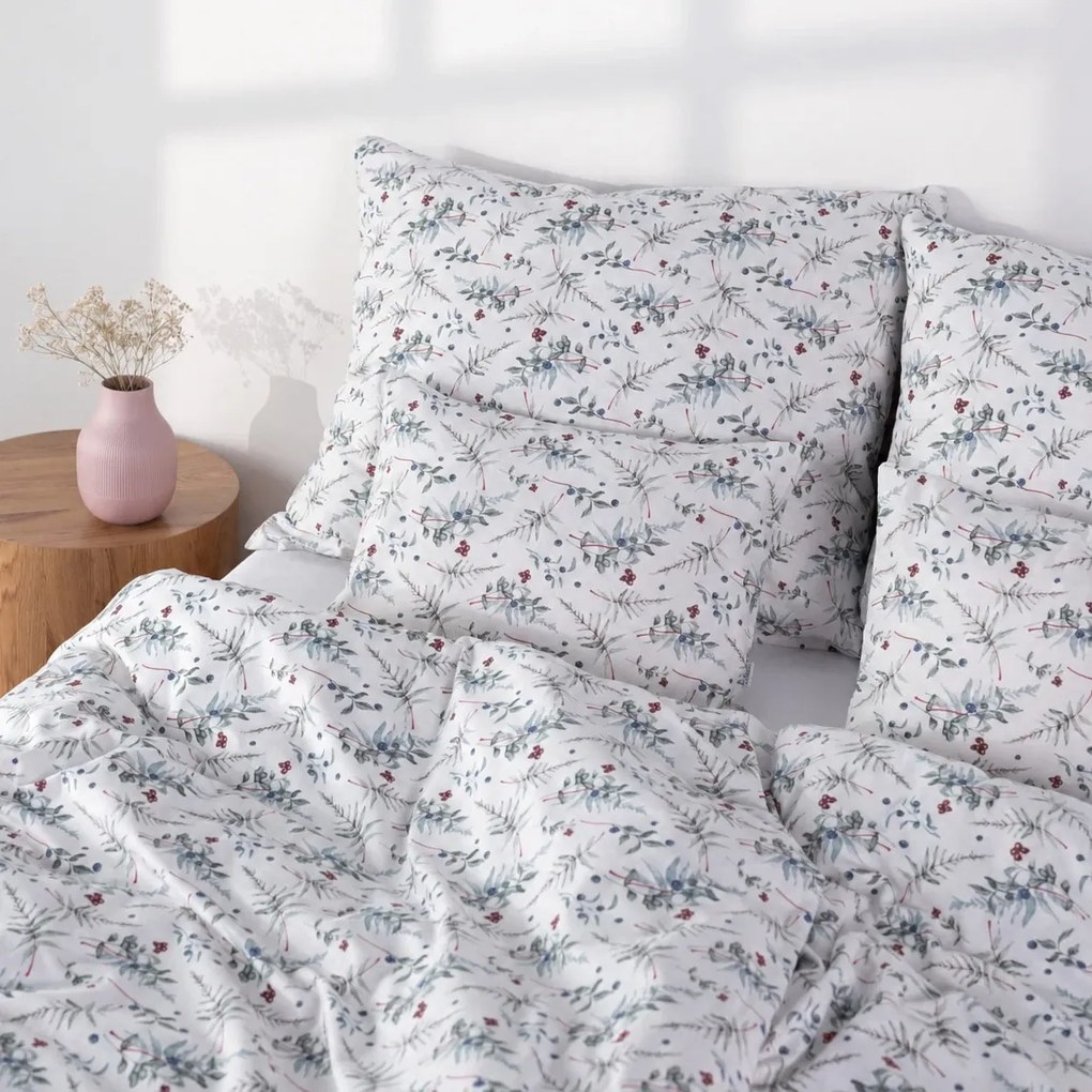 Flanelové povlečení Zimní plody Velikost: atypický 240 x 220 + 2 x 70 x 90