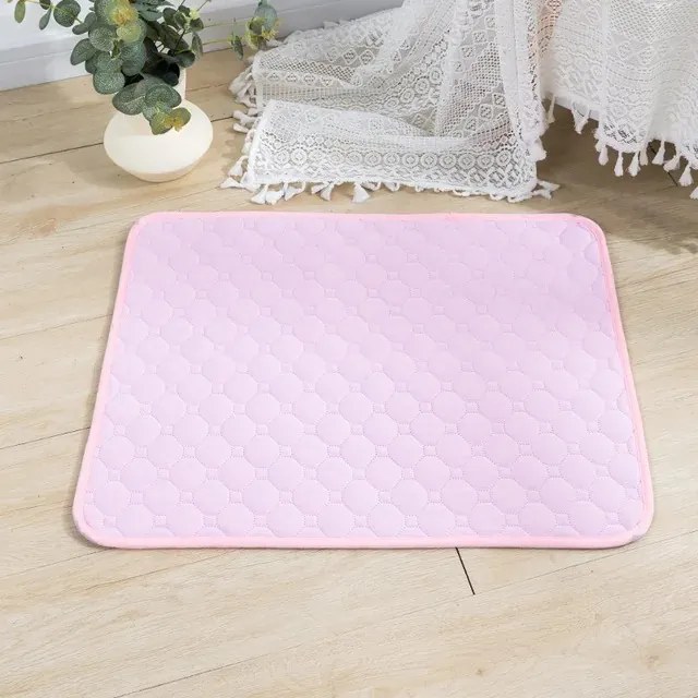 Pratelná, voděodolná podložka na čůrání pro psy Barva: Růžová, Rozměry: S 50 x 35 cm