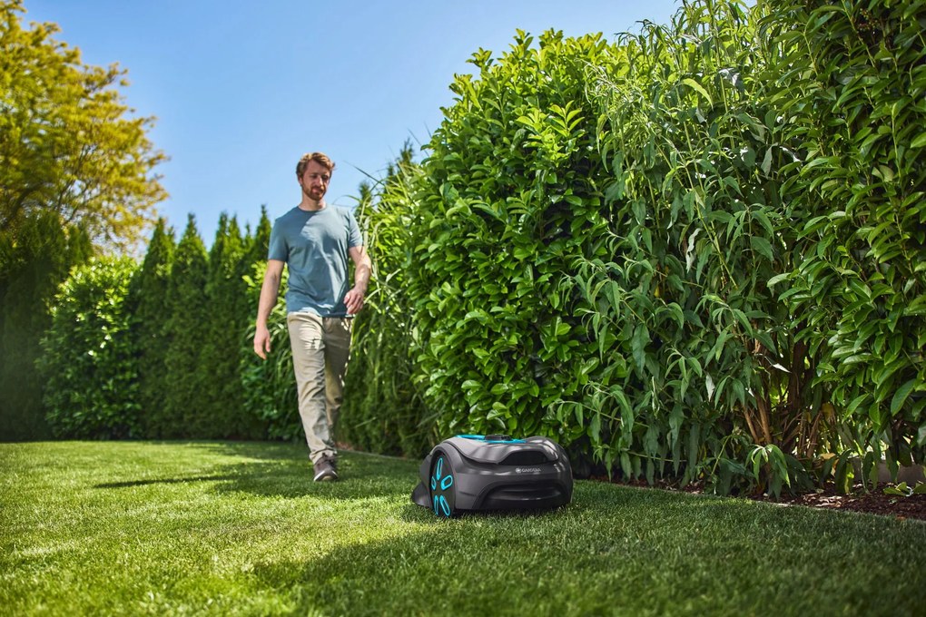 GARDENA Robotická sekačka smart SILENO sense 400 m2