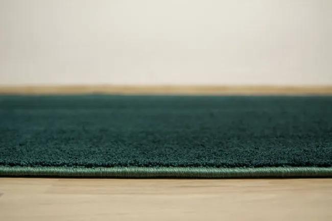 Metrážový koberec Eternity Speciaal 40 lahvově zelený