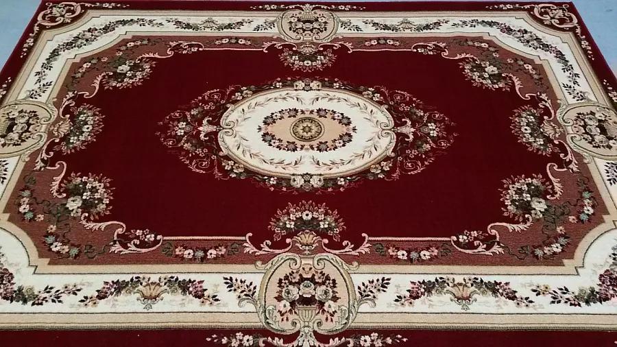 Klasický vlněný koberec MOLDAVA bordo 300x400
