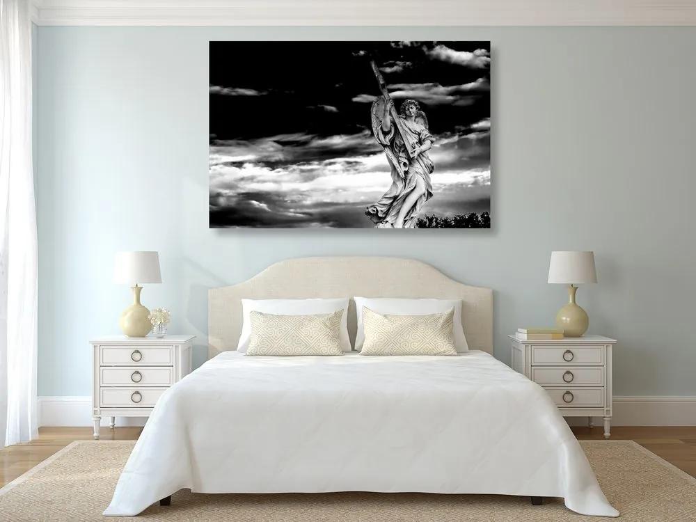 Obraz anděl s křížem v černobílém provedení - 120x80 cm