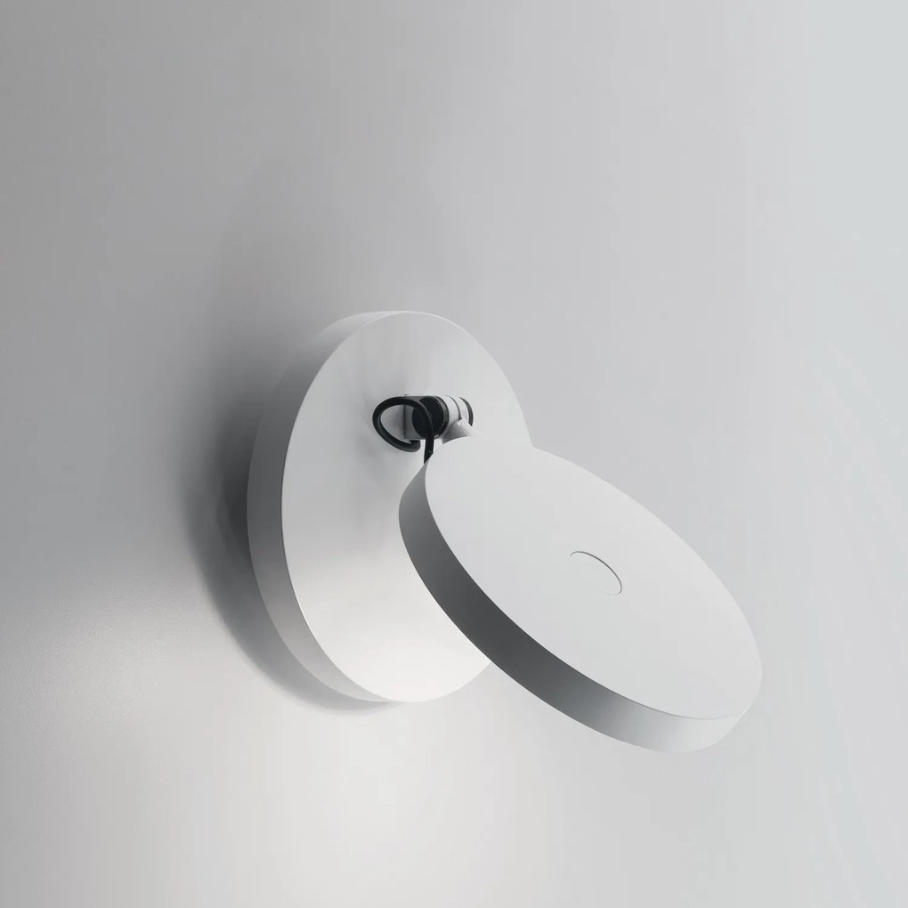 Artemide Demetra Spotlight, bílé nástěnné svítidlo se stmívačem 9W 2700K průměr 13cm