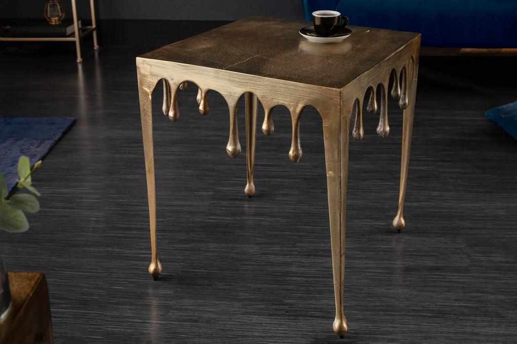 Noble Home Zlatý hliníkový odkládací stolek Lussig L, 50 cm