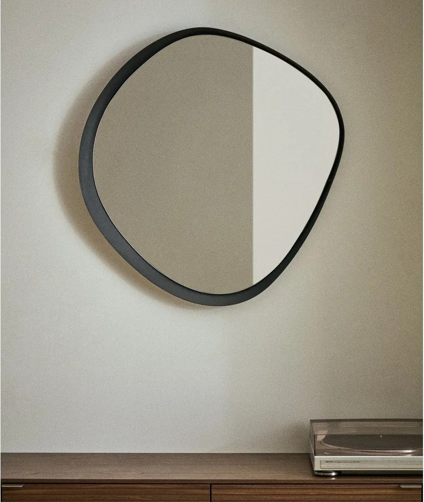 Nástěnné zrcadlo 86x94,5 cm Tebel – Kave Home
