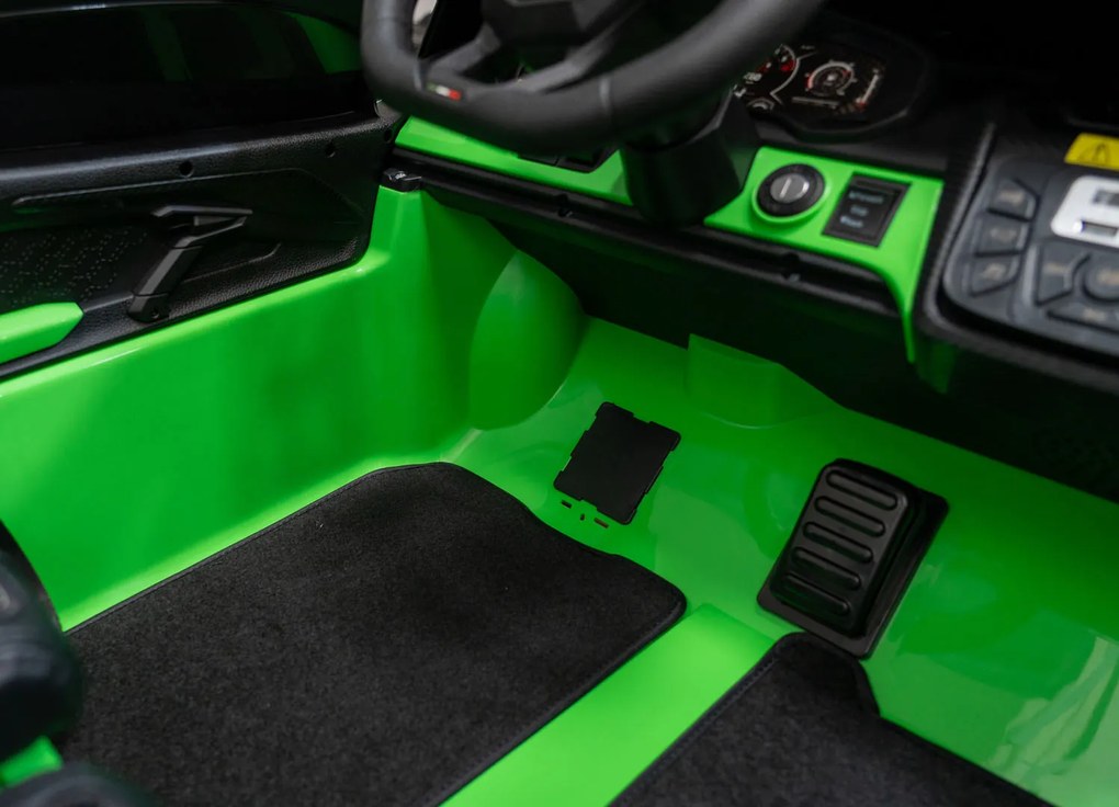 Ramiz Vozidlo Lamborghini Revuelto XL zelené