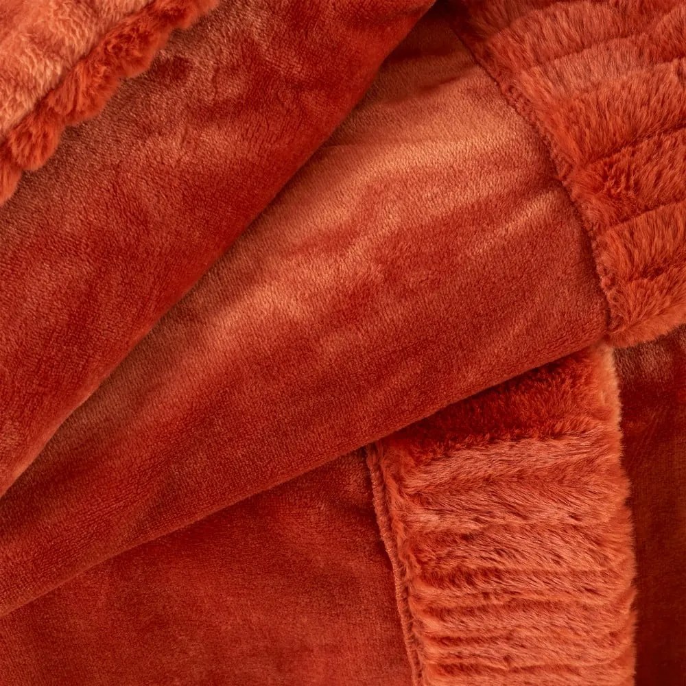 Oranžová deka z mikroplyše 150x200 cm Velvet and Faux Fur – Catherine Lansfield