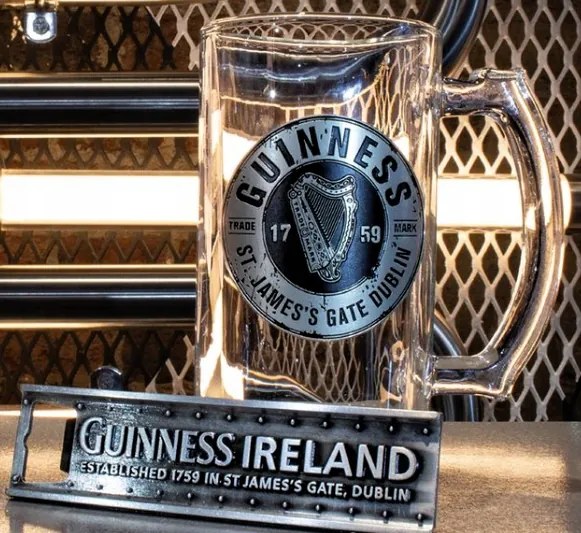 Guinness Harp skleněný Pivní Sklenice 44cl harfa barmanský otvírák