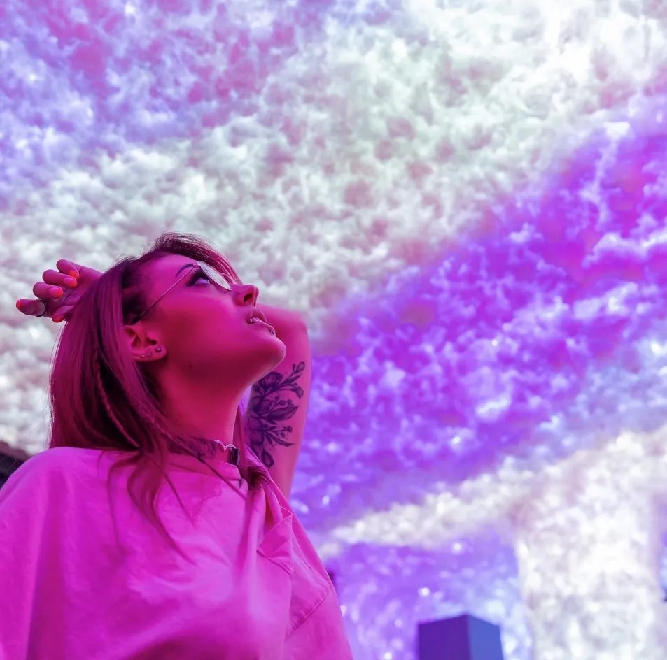 Barevná světýlka venkovní Twinkly strings světelný řetěz 8 m, 100 diod RGB, černý kabel, IP44