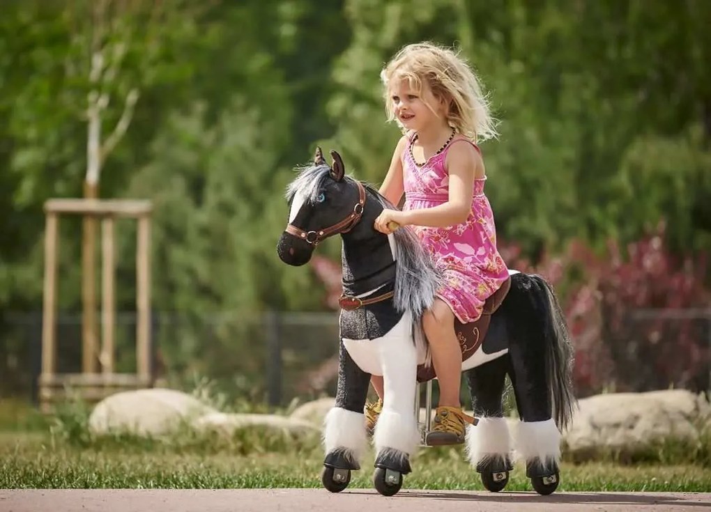 Ponnie Jezdící kůň Domino S  , 3-6 let max. váha jezdce 30 kg