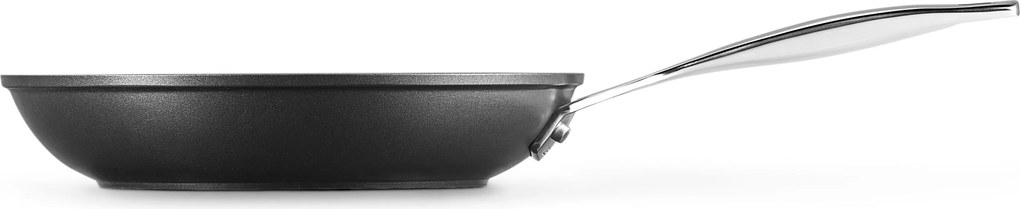 Pánev Le Creuset plytká nepřilnavý hliník 22 cm