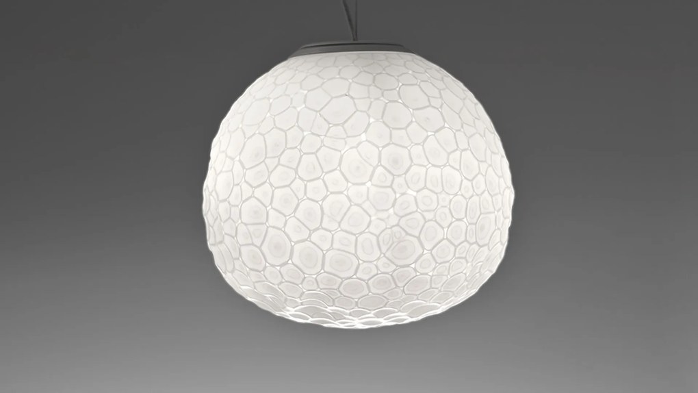 Artemide Meteorite suspension 35, závěsné designové svítidlo z foukaného skla, 1x150W E27, prům. 35cm