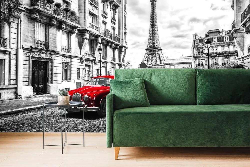 Samolepící fototapeta červené retro auto v Paříži - 150x100 cm