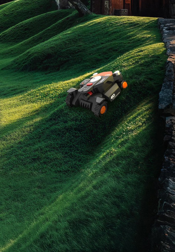 WORX Robotická sekačka WR341E Vision Cloud 4WD 1000 m2 (RTK + AI V-SLAM Stereo)