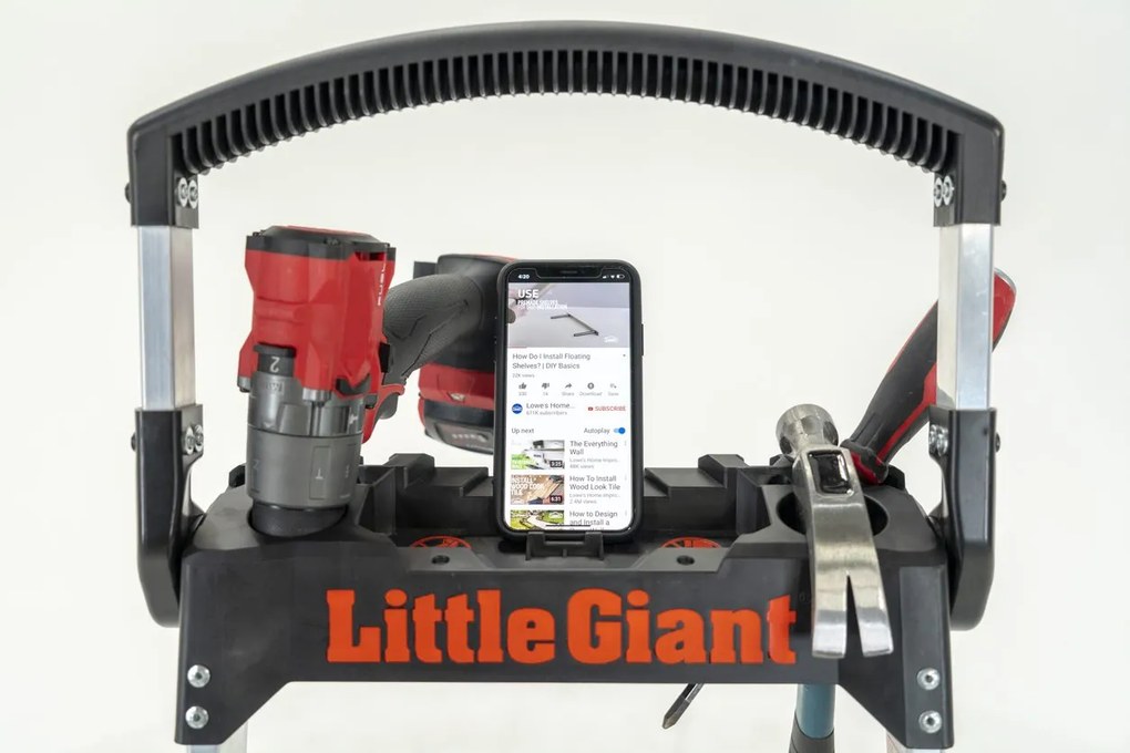 Little Giant Xtra-Lite Plus hliníkové schůdky s plošinou a madlem počet schodů/výška plošiny: 2 / 53 cm, Model: 4