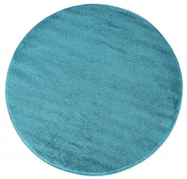 Kulatý koberec modré barvy
