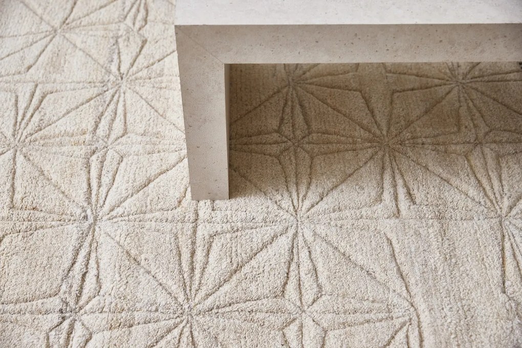 Diamond Carpets India, Ručně vázaný kusový koberec Michelangelo I DESP P105 (2), 140x200, bílá, ložnice