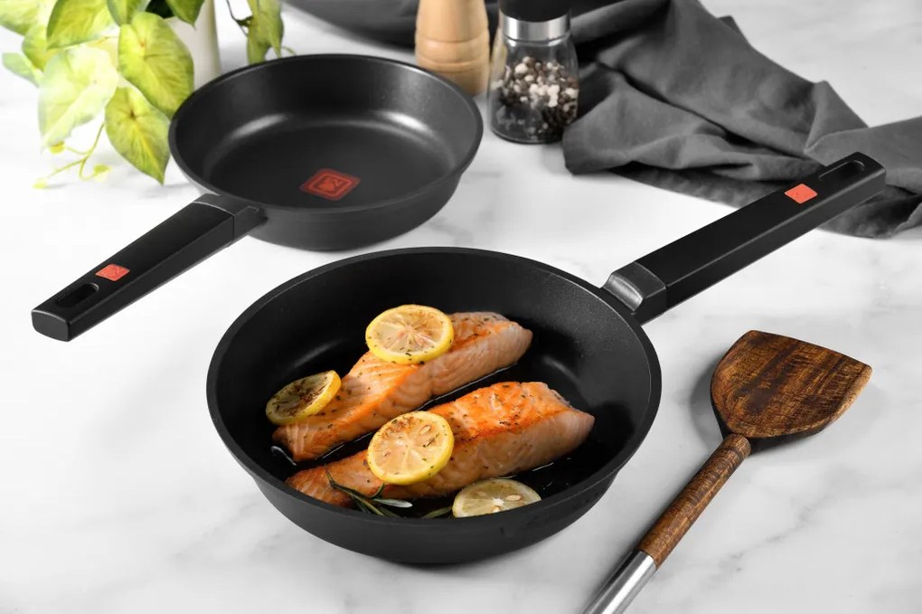 Pánev MasterPro Excellence, 16 cm