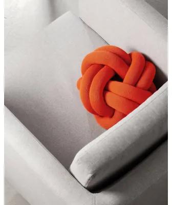 Dekorativní polštář Knot Tomato Design House Stockholm