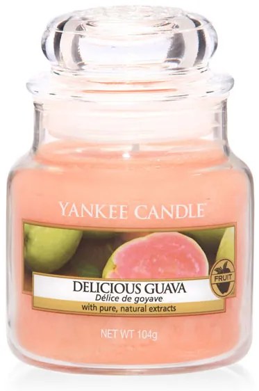 Yankee Candle – Classic vonná svíčka Delicious Guava, 104 g