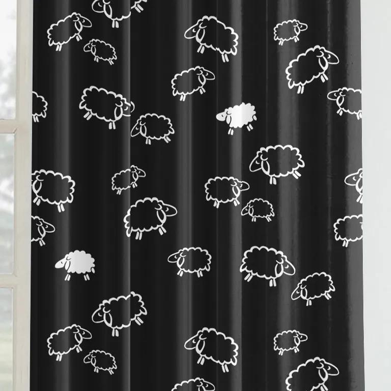 Goldea dětský bavlněný závěs - vzor bílé ovečky na černém 140x140 cm