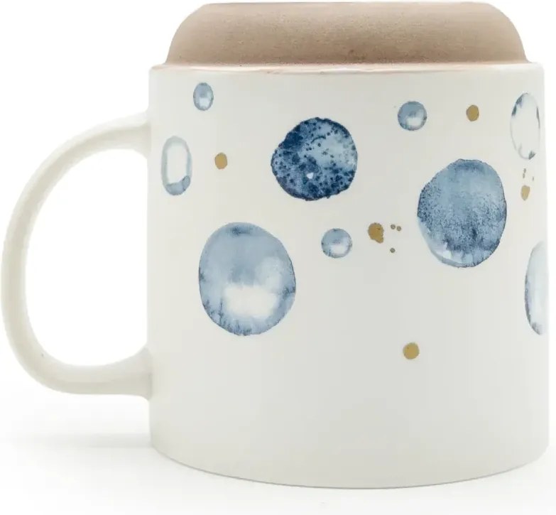 Hrnek Meno Puntík, 400 ml – porcelán New Bone China, akvarelové puntíky a zlaté detaily