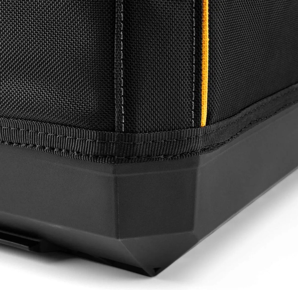 ToughBuilt | StackTech - uzavřená brašna na nářadí 45 cm