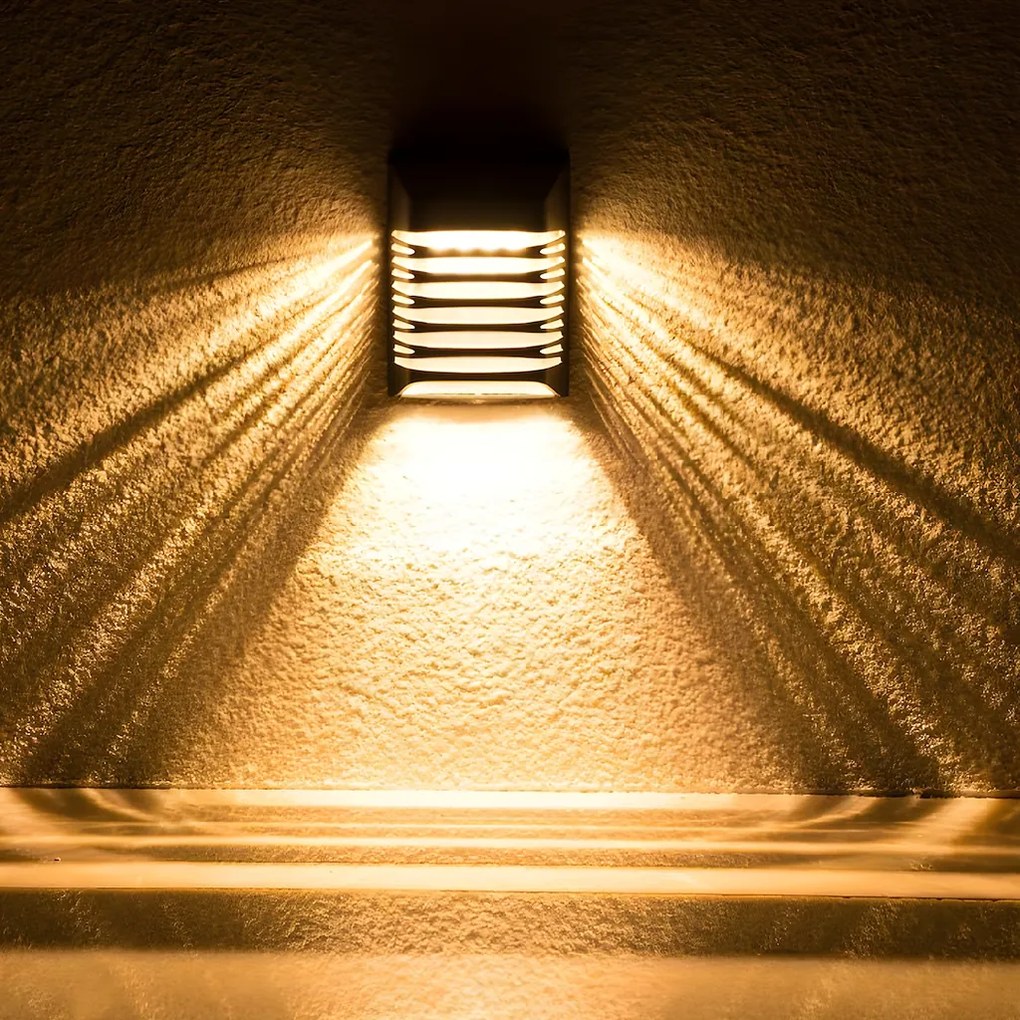 Exteriérové solární nástěnné LED svítidlo Strip, 1x LED 0,12w, černá