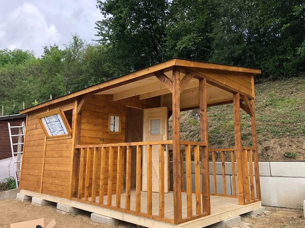 nejzahradnidomek.cz - Dřevěný domek NARCIS s terasou - Premium, barva natur, (2,7 × 5,2 m), RT_NARCIS2