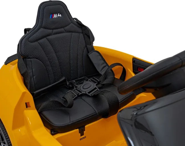 Elektrické autíčko BMW M4 žluté