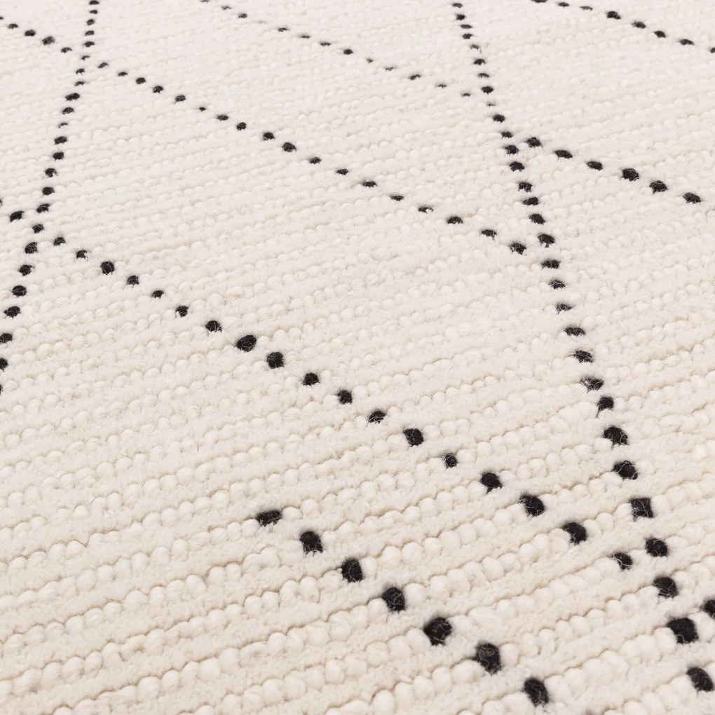 Tribeca Design Kusový koberec Livan Cream Black Linear Rozměry: 160x230 cm