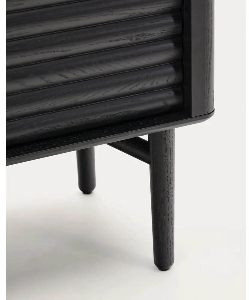 Černá skříňka v dekoru dubu 104,5x144x40 cm Lenon – Kave Home