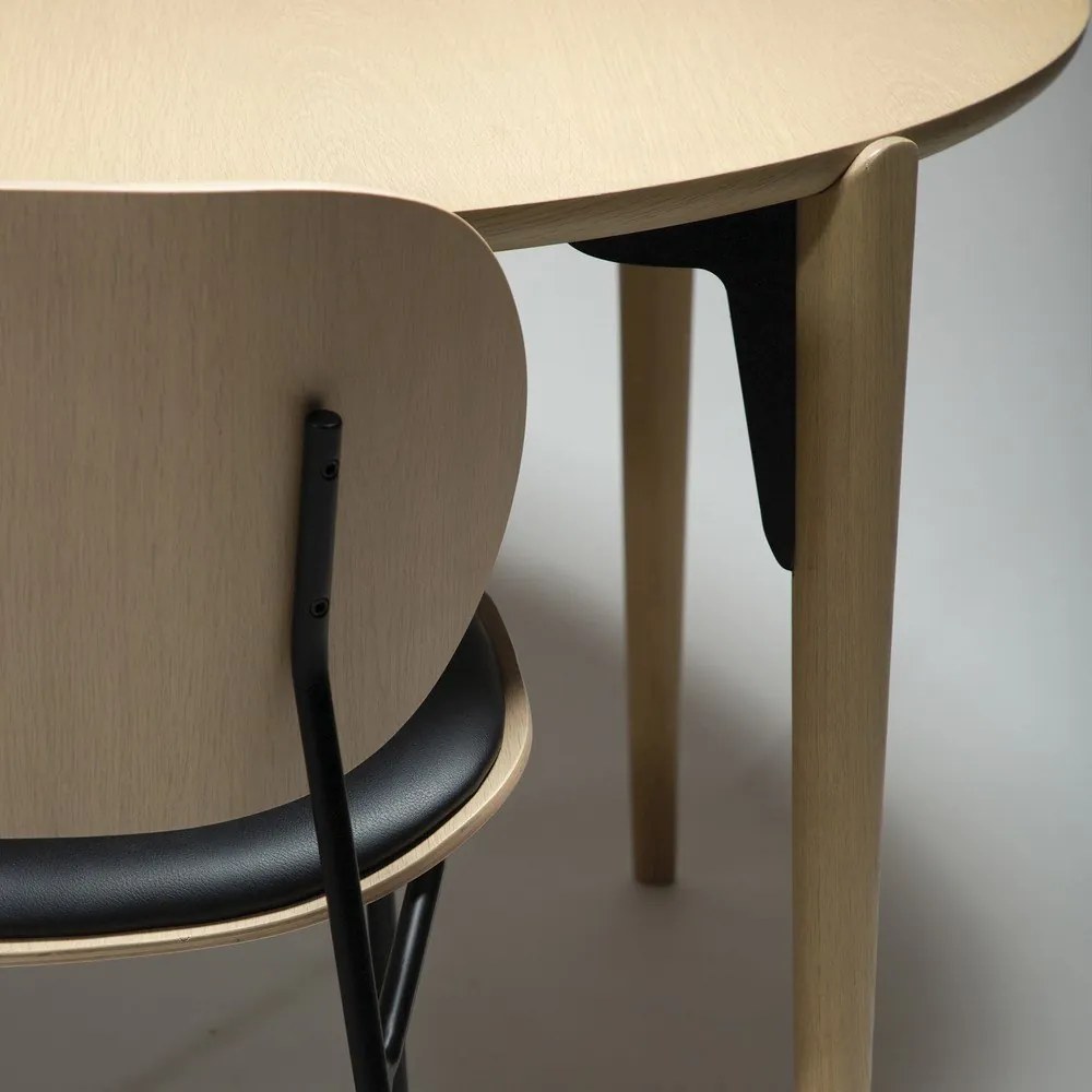 Kulatý jídelní stůl v dekoru dubu ø 122 cm Paragon – DAN-FORM Denmark