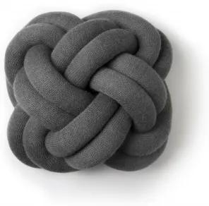 Dekorativní polštář Knot Grey Design House Stockholm