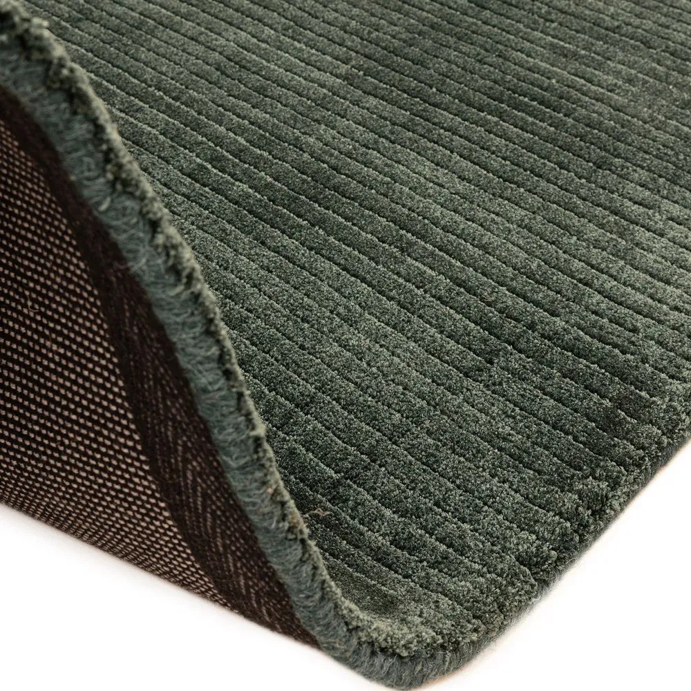 Tmavě zelený ručně tkaný koberec 120x170 cm – Asiatic Carpets