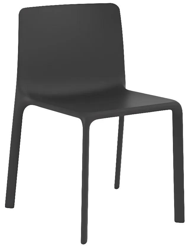 OnaDnes -20% VONDOM Černá plastová jídelní židle KES